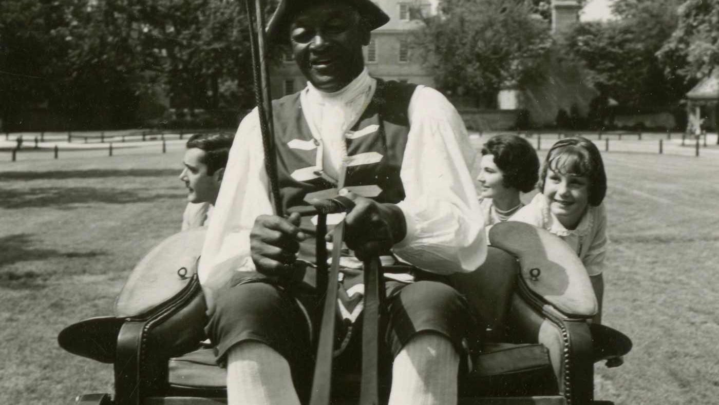 The Benjamin Lewis Spraggins, Sr. Sociable Carriage - Colonial Williamsburg