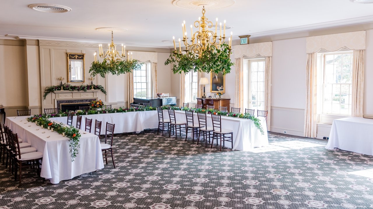 East Lounge - Colonial Williamsburg