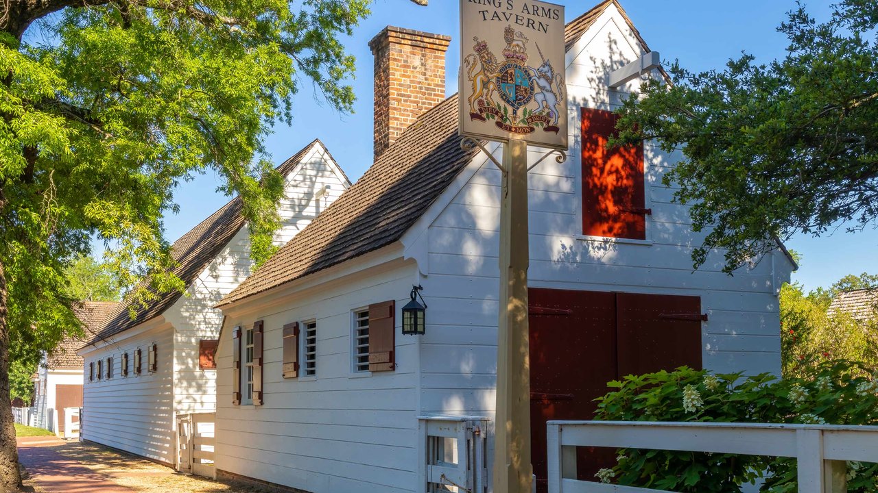 The Enslaved People of Williamsburg’s Taverns - Colonial Williamsburg