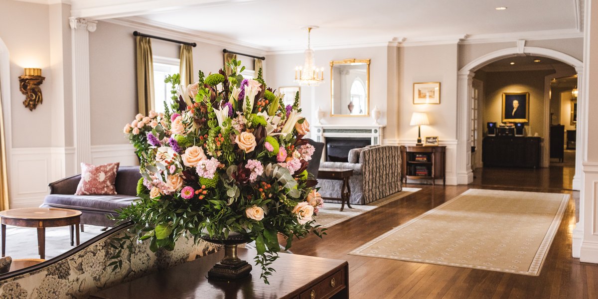 Southern Elegance Package - Colonial Williamsburg