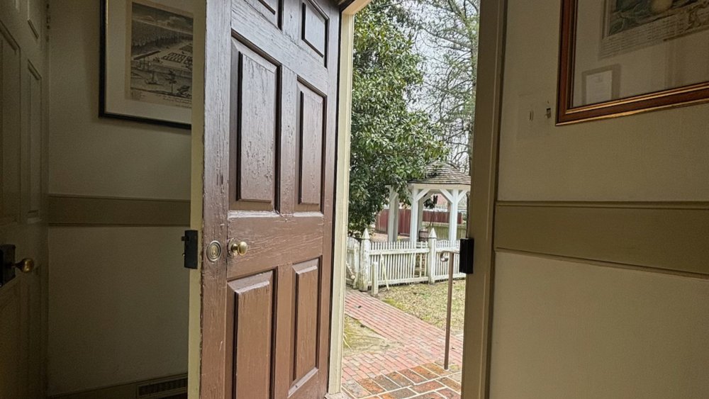 Nicholas-Tyler Laundry - Colonial Williamsburg