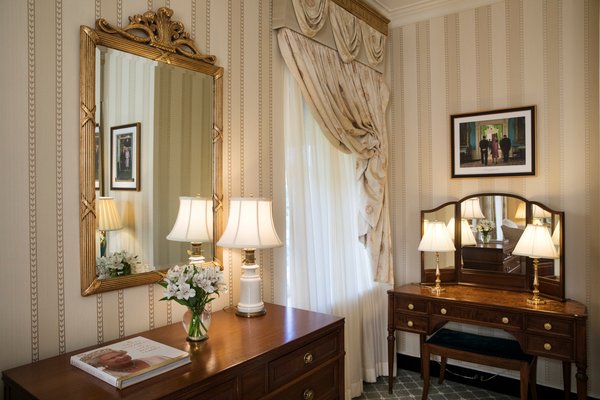 A Royal Retreat Fit for a Queen - Colonial Williamsburg