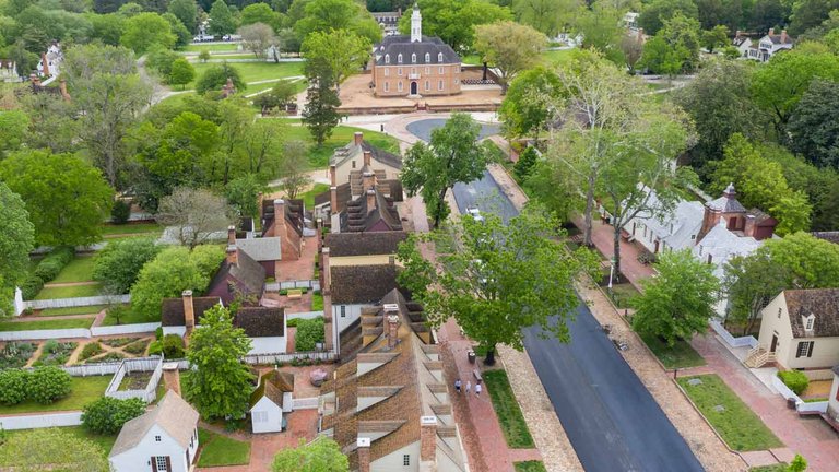 A Time Traveler’s Guide to Early American Taverns - Colonial Williamsburg