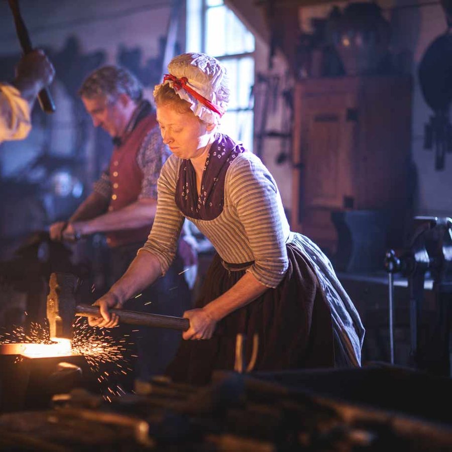 Historic Trades & Skills - Colonial Williamsburg