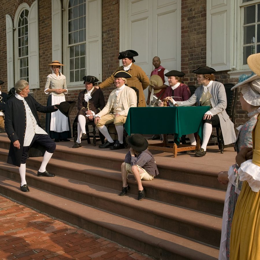 Moments in History - Colonial Williamsburg