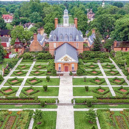 Library Collections - Colonial Williamsburg