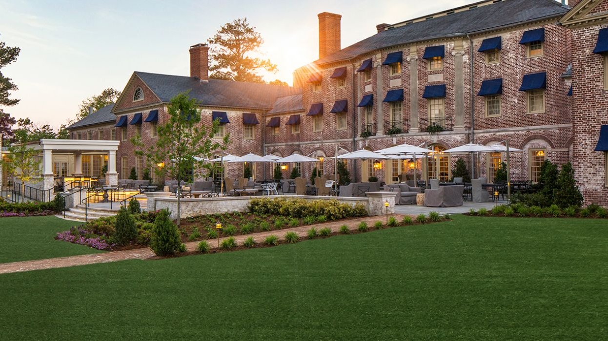 Social Terrace - Colonial Williamsburg